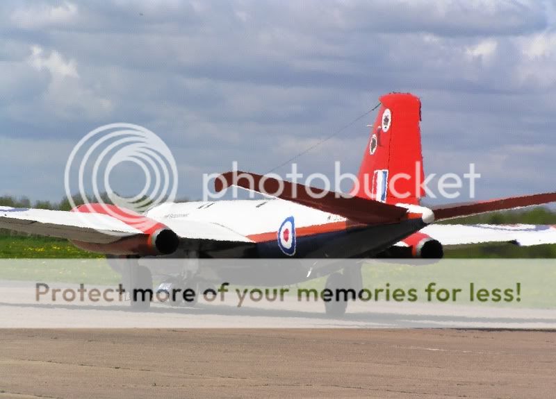 Canberra WT333 Operating Team, Bruntingthorpe - UK Airshow Review Forums