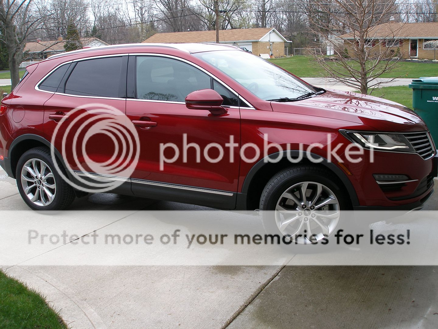 Ruby Red Lincoln MKC Picture Thread | Lincoln MKC Forum